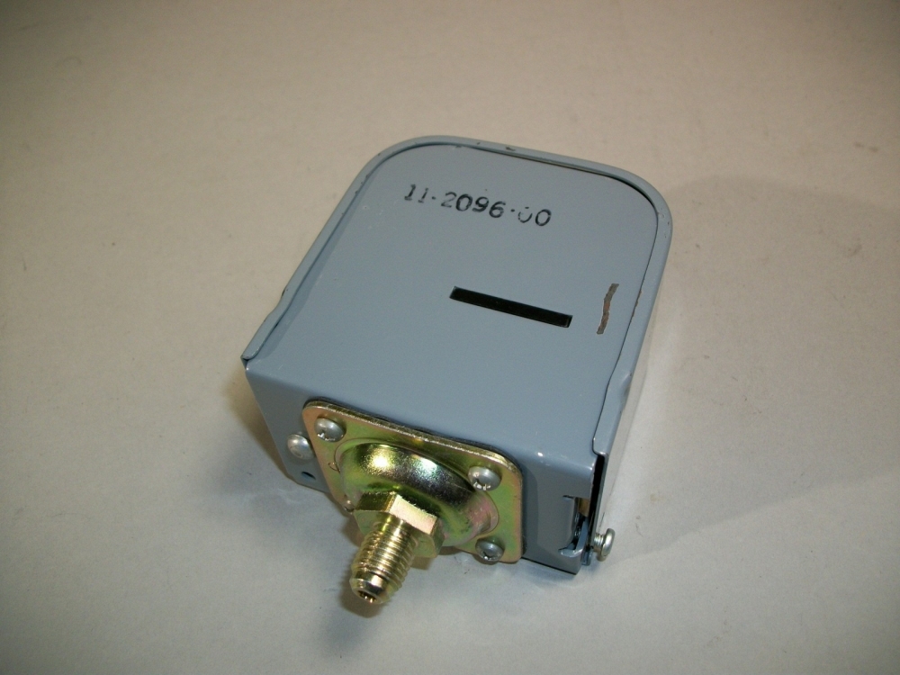 Johnson Controls P61AS-1 Pressure Switch 5930-01-123-5208 | Mavin the ...